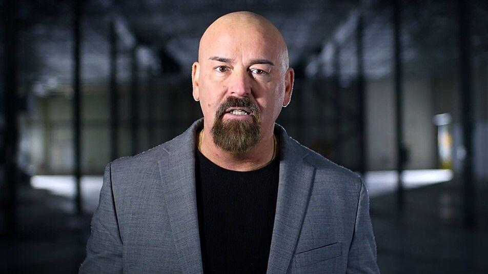 Keller: Can John Deaton exploit the generation gap? - MASSterList